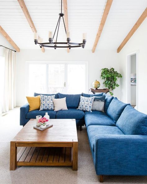 Idea de salas de estar con muebles azules - SALA COMEDOR